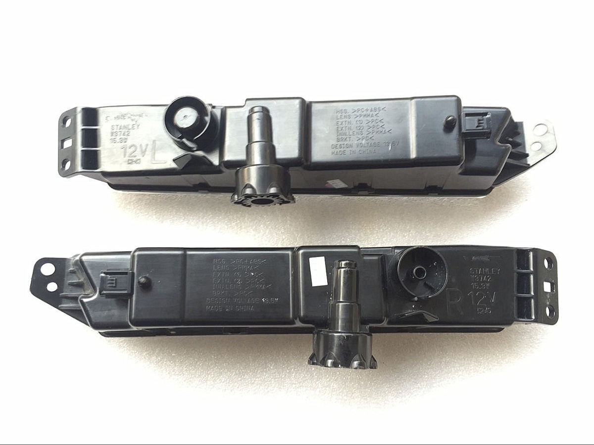 33950-T4N-H01/33900-T4N-H01适用于本田CRV杰徳HRV杠灯LED雾灯-阿里巴巴