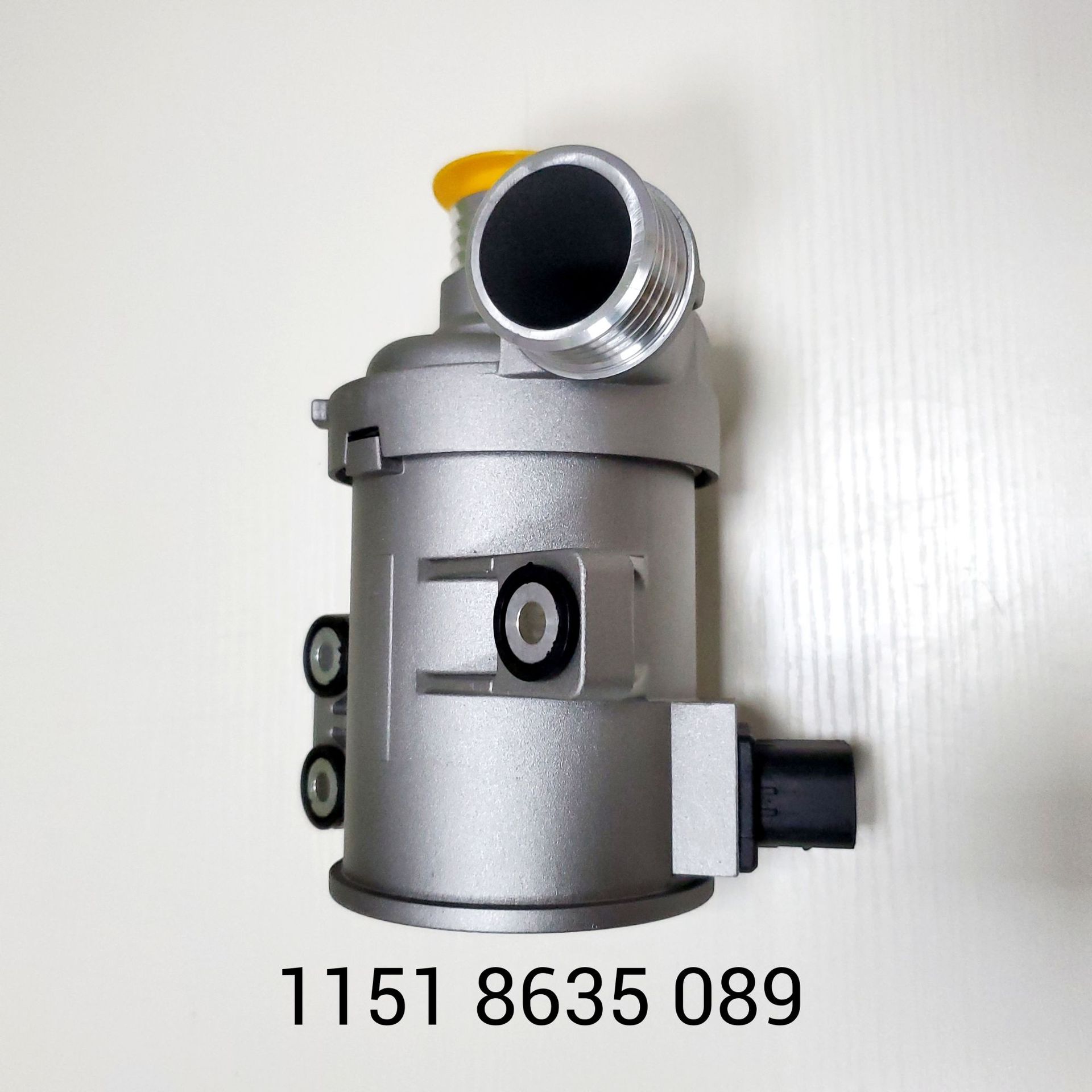 11518635089适用于Bao马N20电子水泵辅助水泵冷却液泵-阿里巴巴