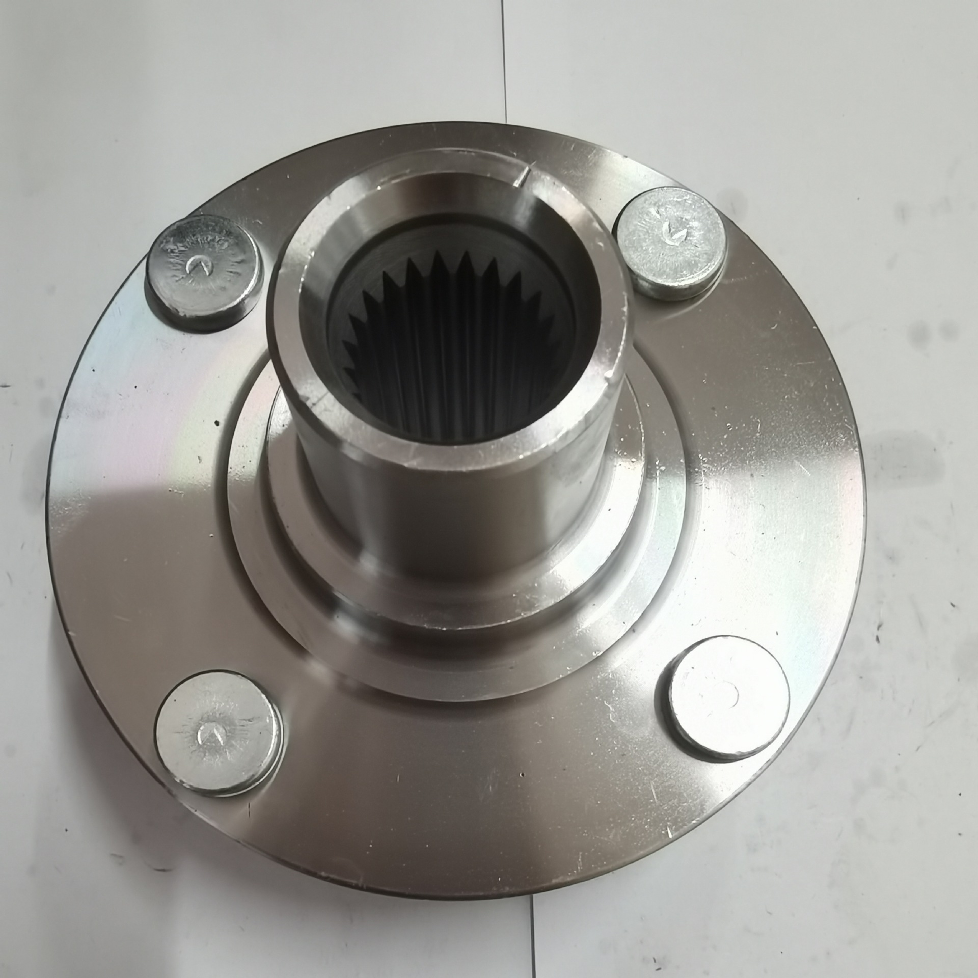 厂家供应 OE S21-3001017 汽车前轮壳轮毂单元半轴突缘-阿里巴巴