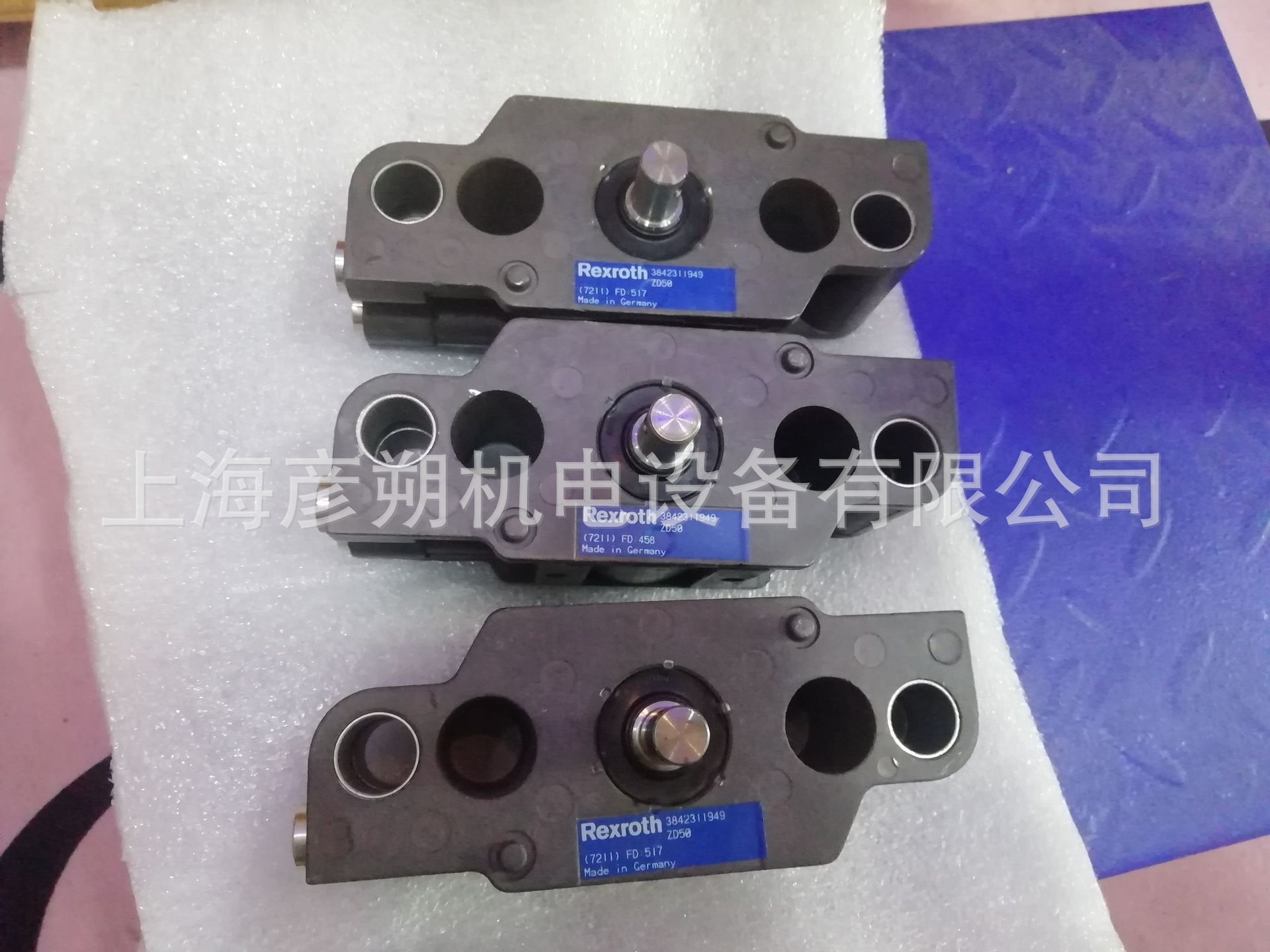 R901017010 R901017011 3842311949 R901017022 Z5L 透明带灯插头-阿里巴巴