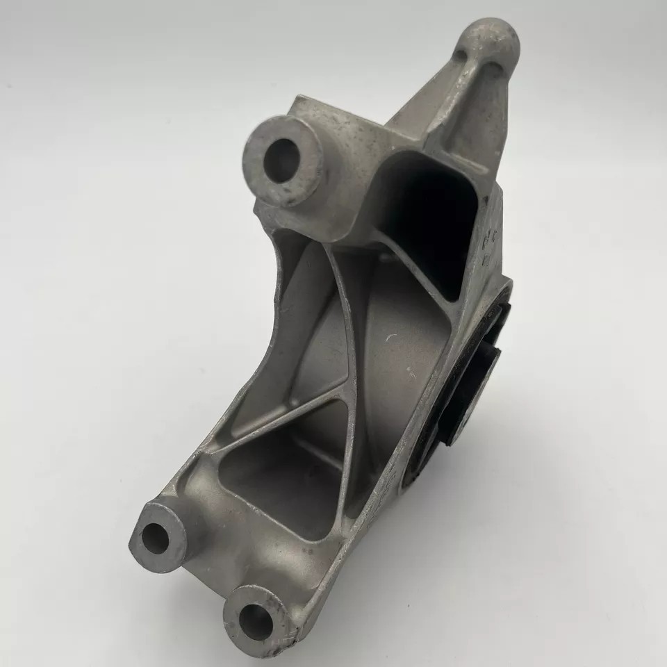 25896949 25939180适用于雪佛兰发动机支架 机脚胶 橡胶件 减震块-阿里巴巴