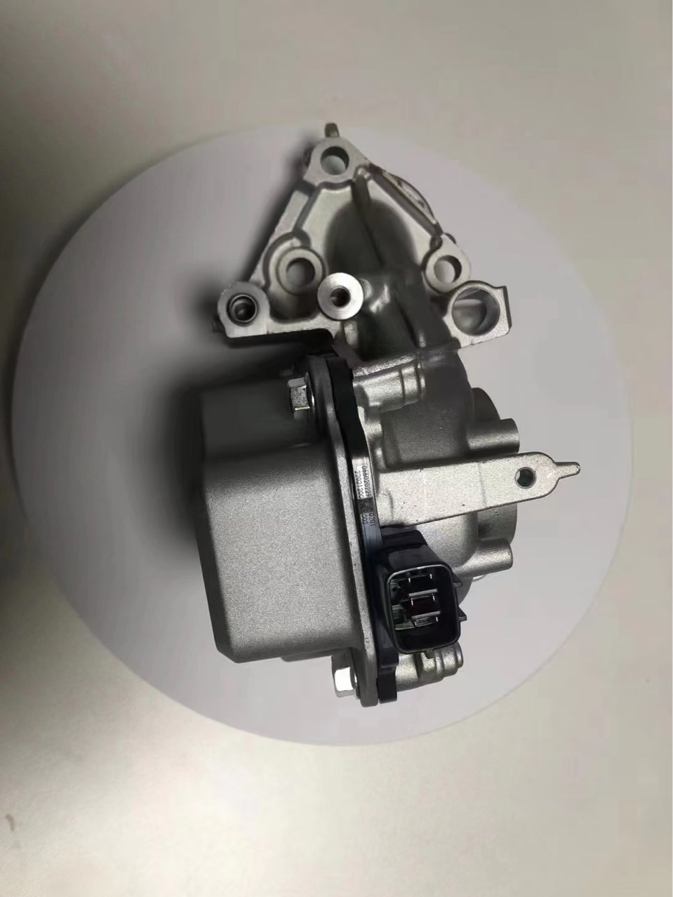 新款电子水泵16032-25010适用于丰田凯美瑞 雷克萨斯ES300H-阿里巴巴