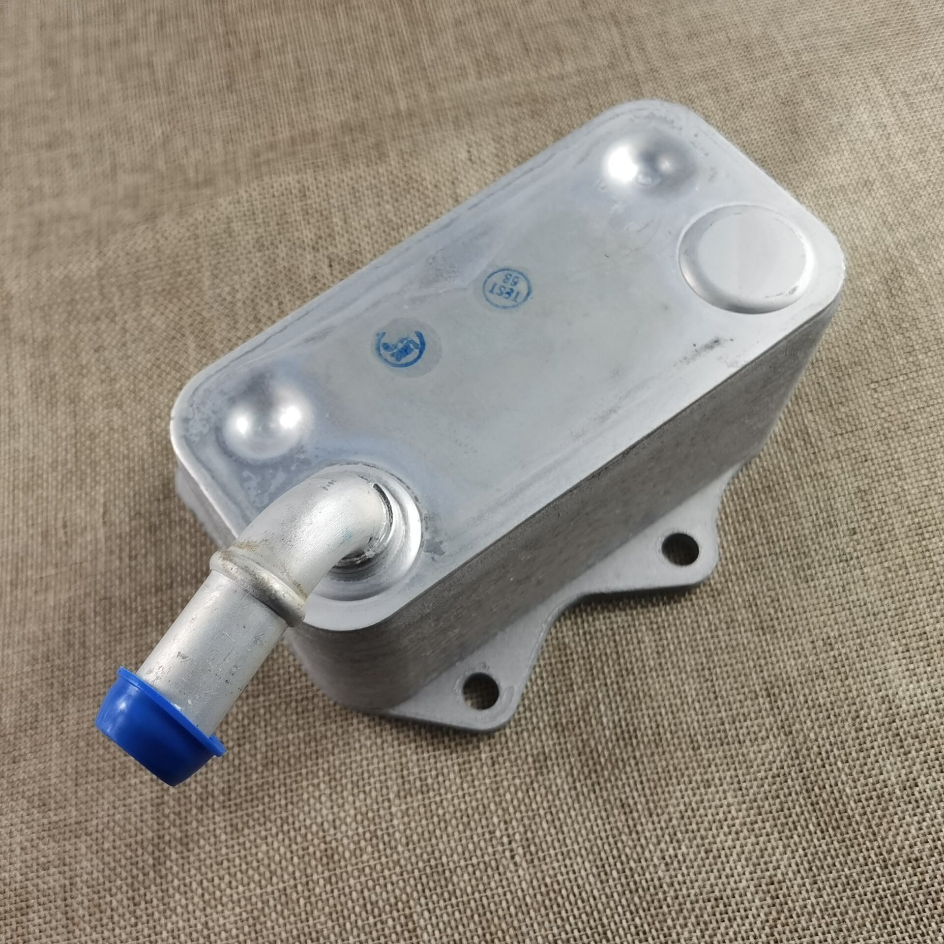 机油冷却器 散热器 06D117021C 06D 117 021C-阿里巴巴