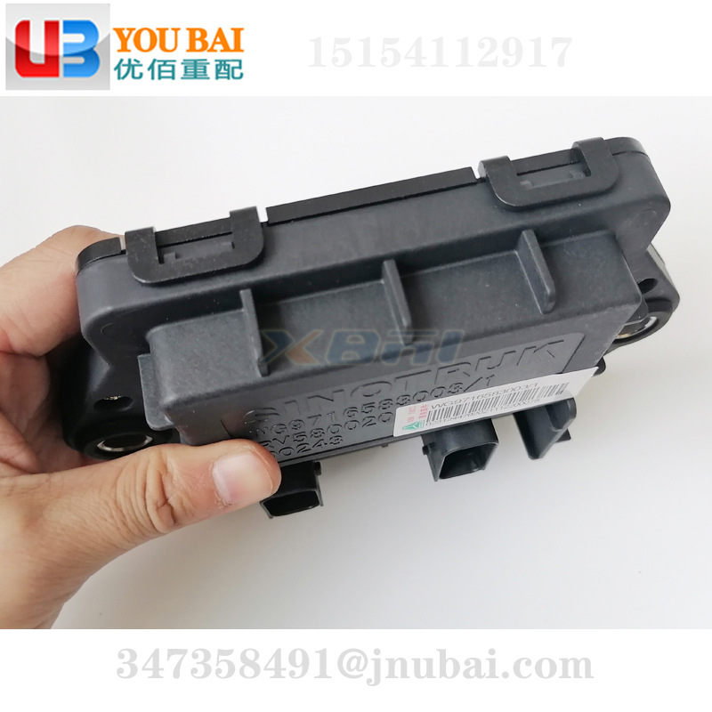 WG9925810002 重汽豪沃T7H尾灯汕德卡C7H后尾灯右-阿里巴巴