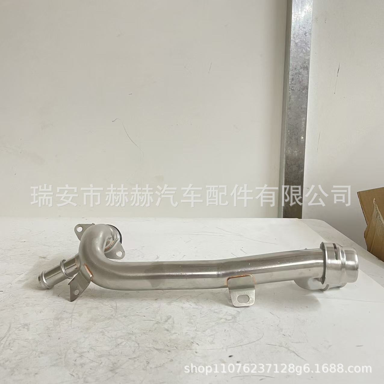 A2642008600 A2642004201发动机节温器冷却管适用奔驰-阿里巴巴