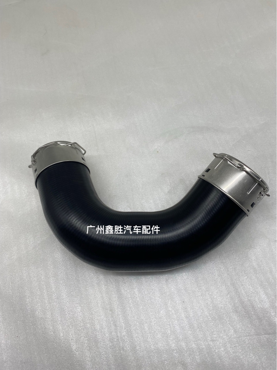 适用于丰田海拉克斯REVO 20-23款涡轮增压管中冷器管 17302-0E021-阿里巴巴
