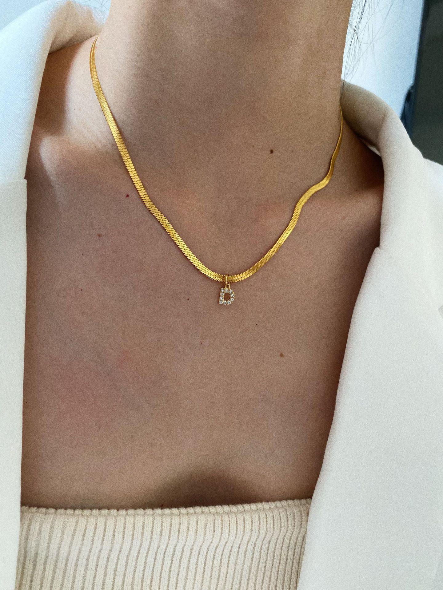 钛钢项链26字母 3MM扁蛇骨链锁骨链ins冷淡风可调节项链36+8cm-阿里巴巴