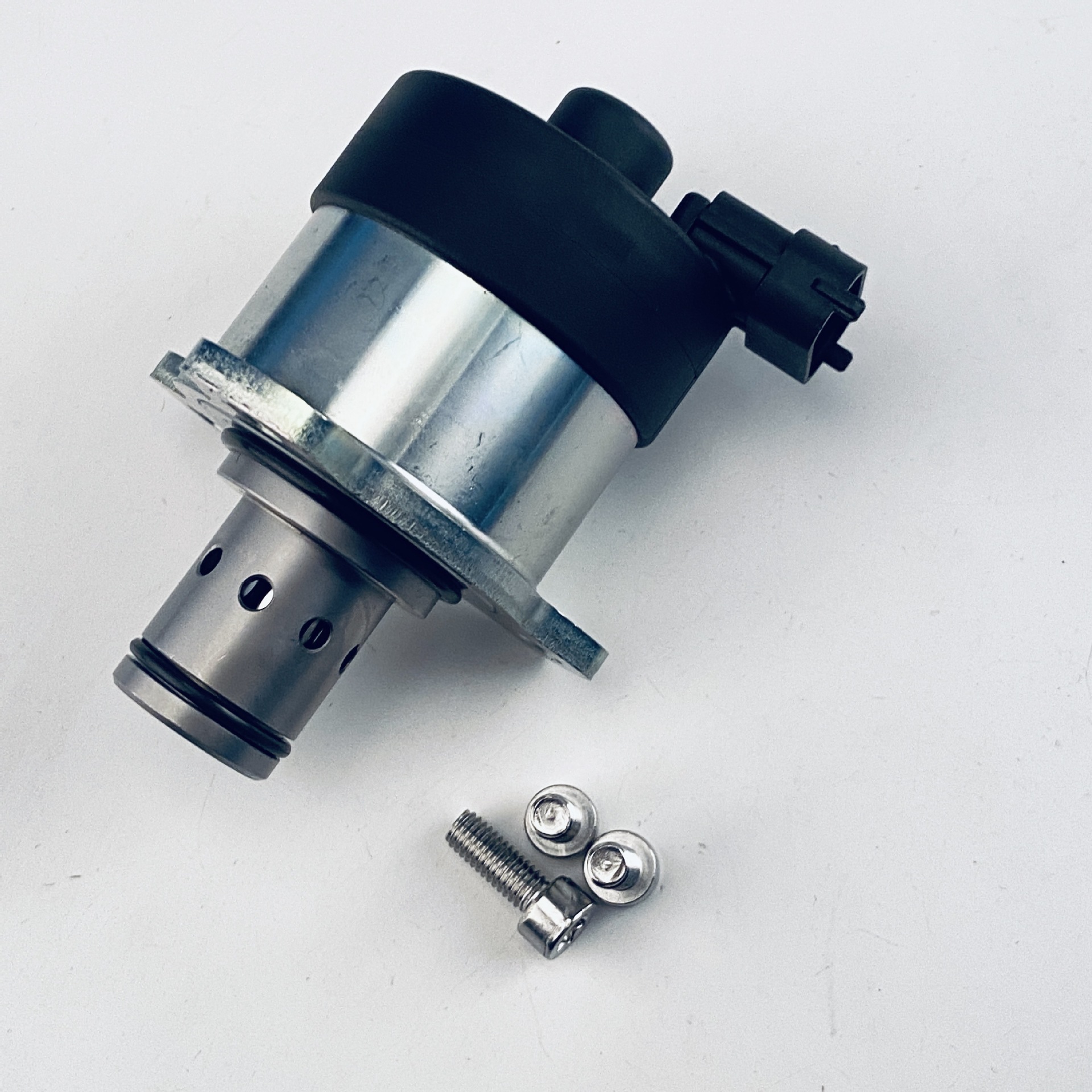 现货汽车配件燃油泵燃油计量阀适用底特律DD13/15/16 A0000900069-阿里巴巴