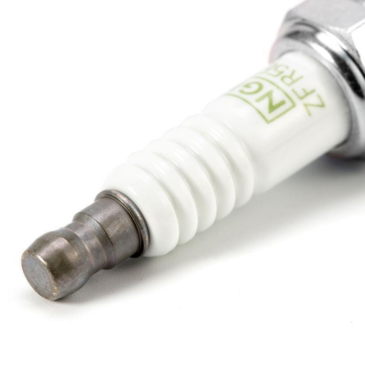 适用于NGK铂金火花塞ZFR5EGP 7096波罗晶锐朗逸帕萨特明锐途安-阿里巴巴