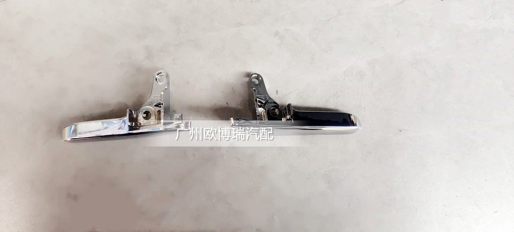 适用于奔驰E级CLSW211W219车门内镀铬拉手2117660124 2117660224-阿里巴巴