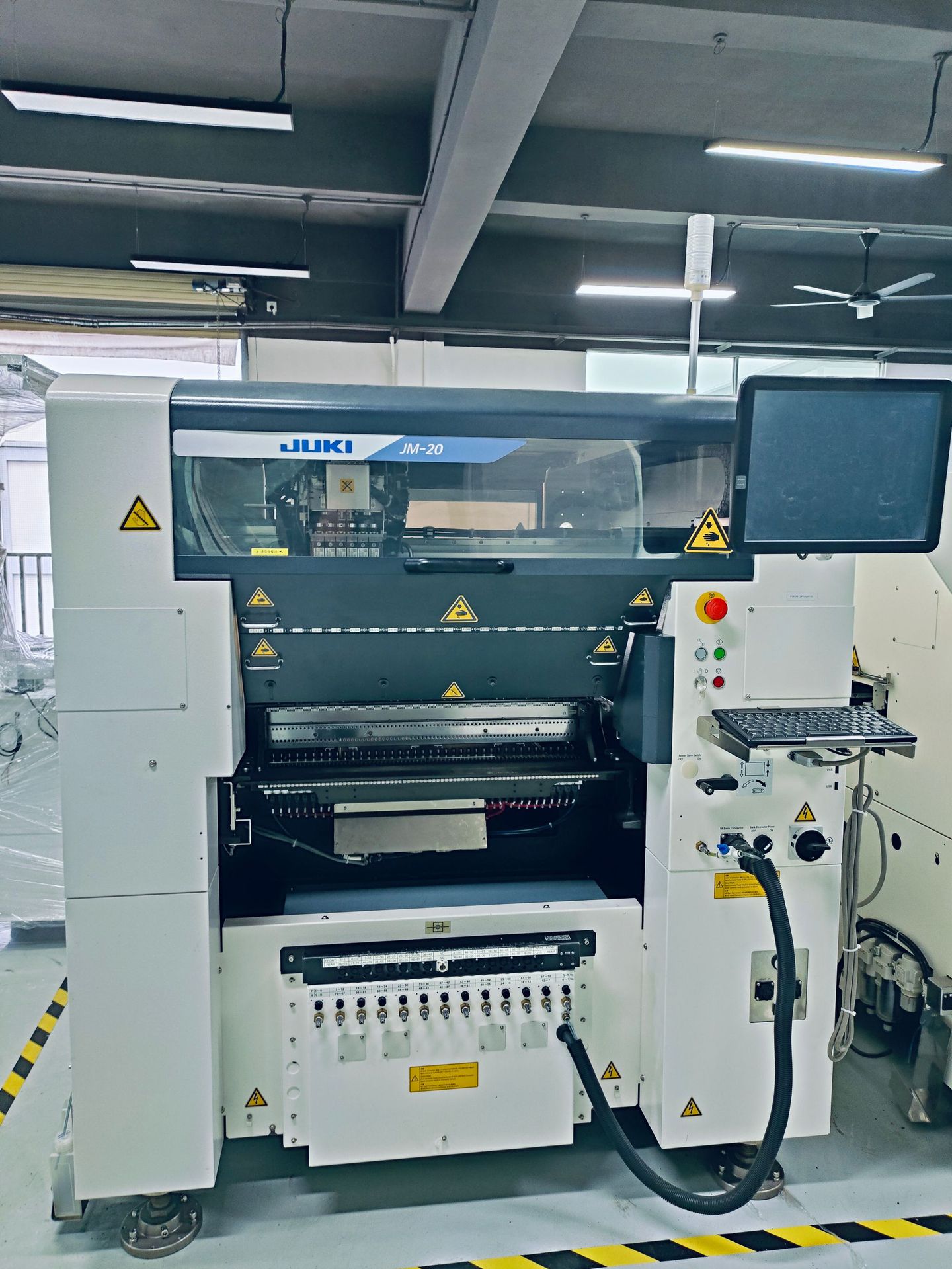 JUKI插件机JM-20 异形插件机全自动高速插件机SMT元器件插件机-阿里巴巴