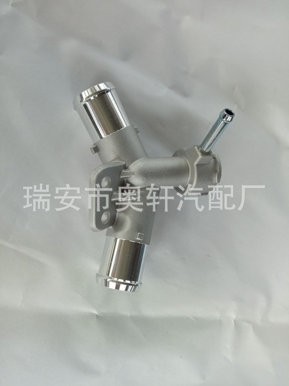 汽车铝水通节温器盖1650221080 16502-21070 16502-21060-阿里巴巴
