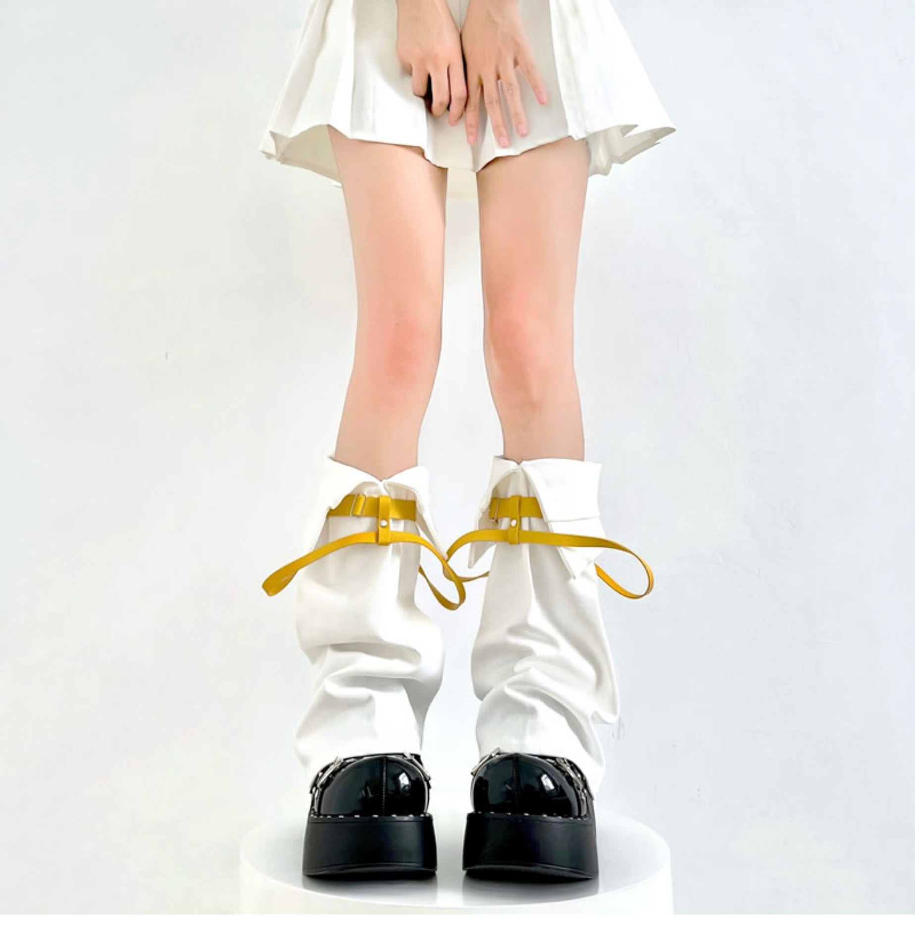 姬小满阔腿喇叭腿袜套y2k皮带扣日系学生亚文化长筒jk袜子cos辣妹-阿里巴巴