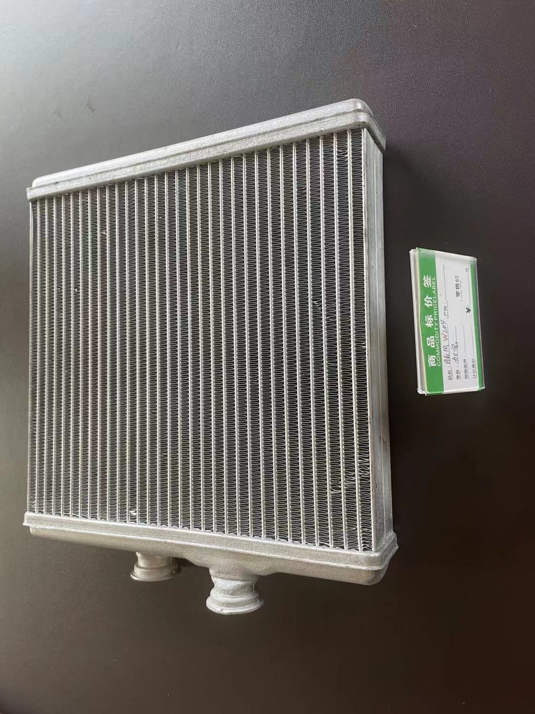 适用宝马F18E70E60暖风水箱64119163330 64116968204 6411693922-阿里巴巴