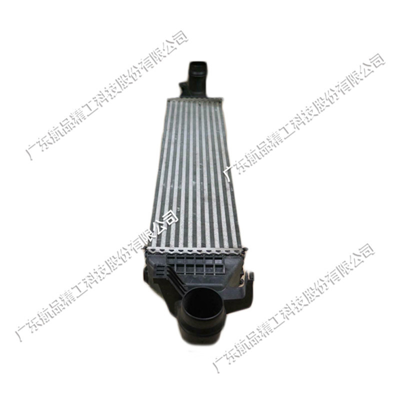 适用中冷器-奔驰2465000900-2465000100-30004658全新保一年-阿里巴巴