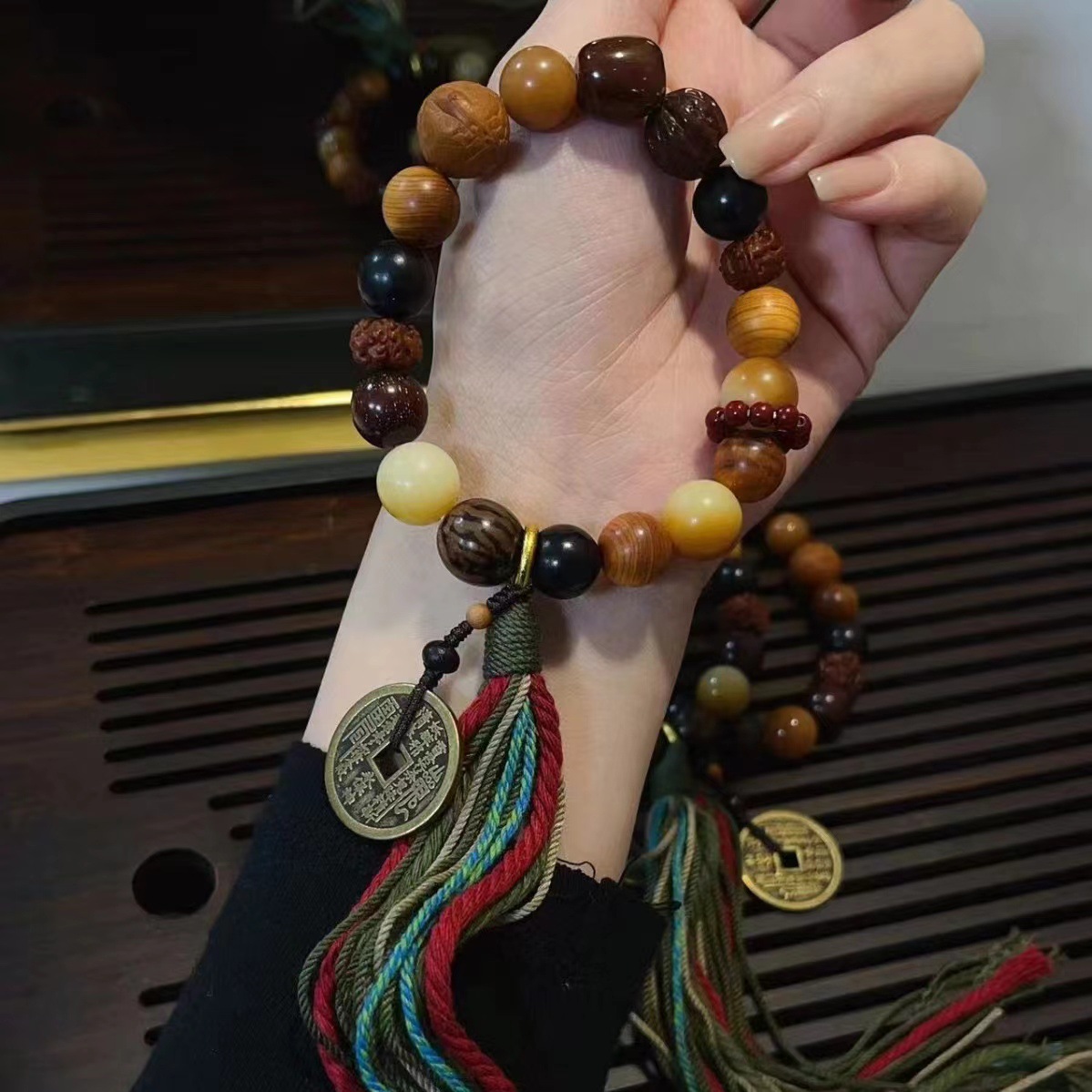 原创设计多宝十八籽手持挂件手链小众复古气质百搭手链手饰-阿里巴巴