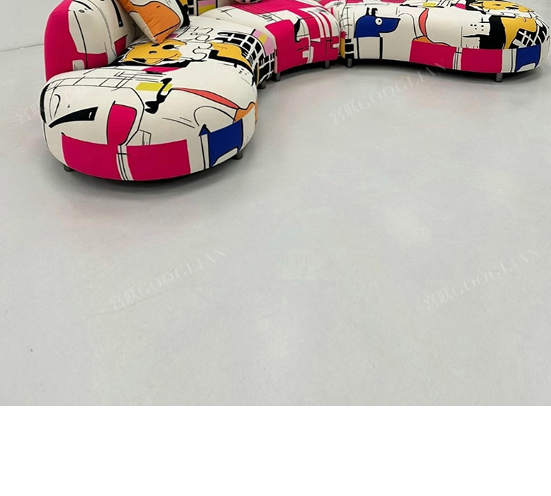 GOOGLIAN意大利弧形布艺沙发别墅大平层客厅个性涂鸦多巴胺沙发-阿里巴巴