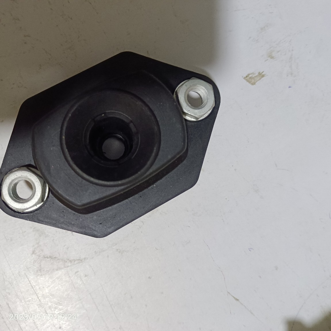 适用宝马减震 33506767010 33526768544 33536767334 33526764418-阿里巴巴