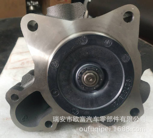 汽车水泵 冷却剂泵QC000330/504087367水泵-阿里巴巴