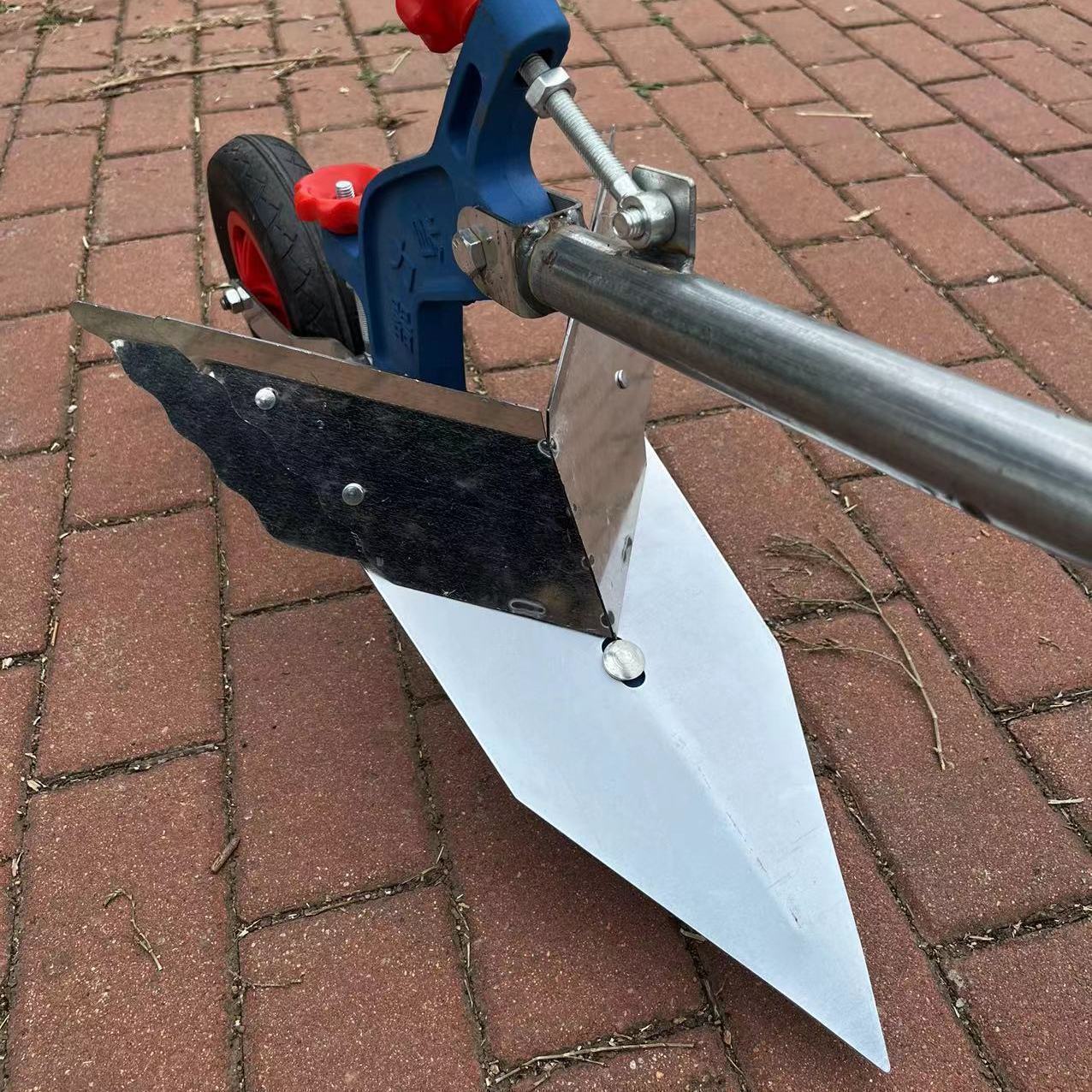 Hand-pulled Plow Micro Tillage Machine Centipede Plow Rural Farmer ...