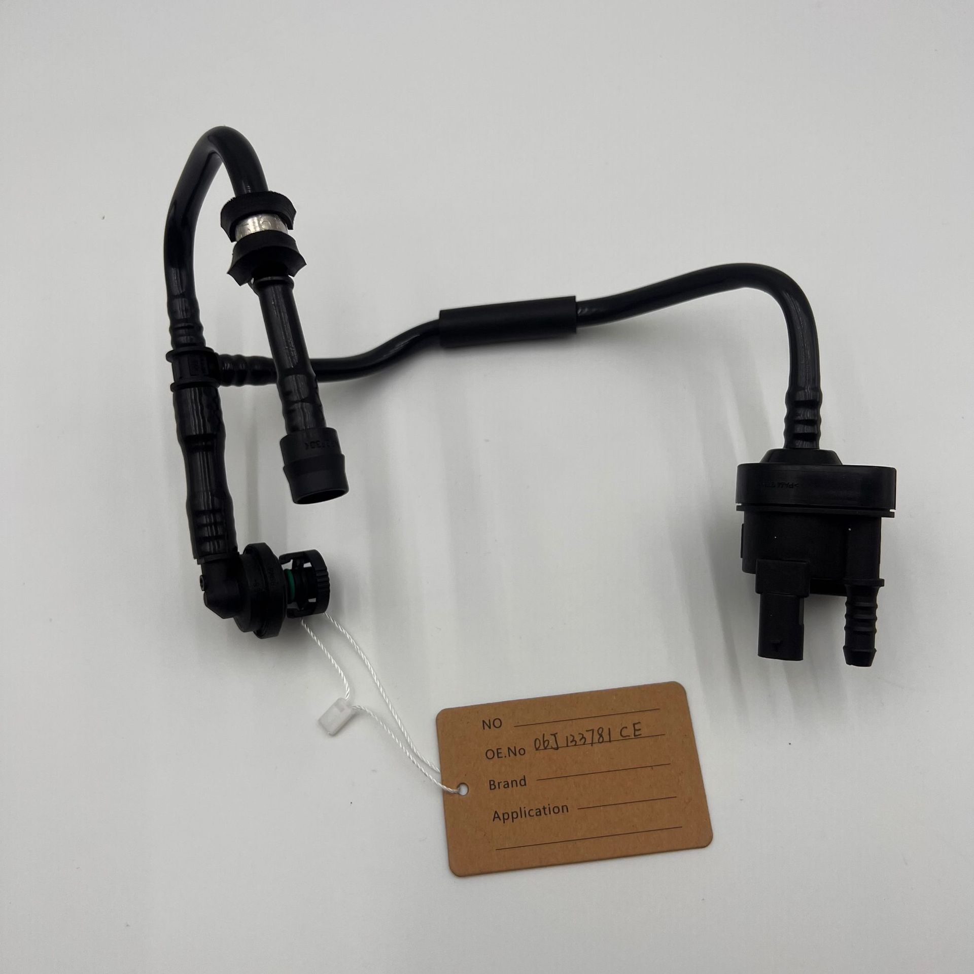 跨境汽车配件 活性碳罐电磁阀软管 适用大众奥迪06J133781CE-阿里巴巴