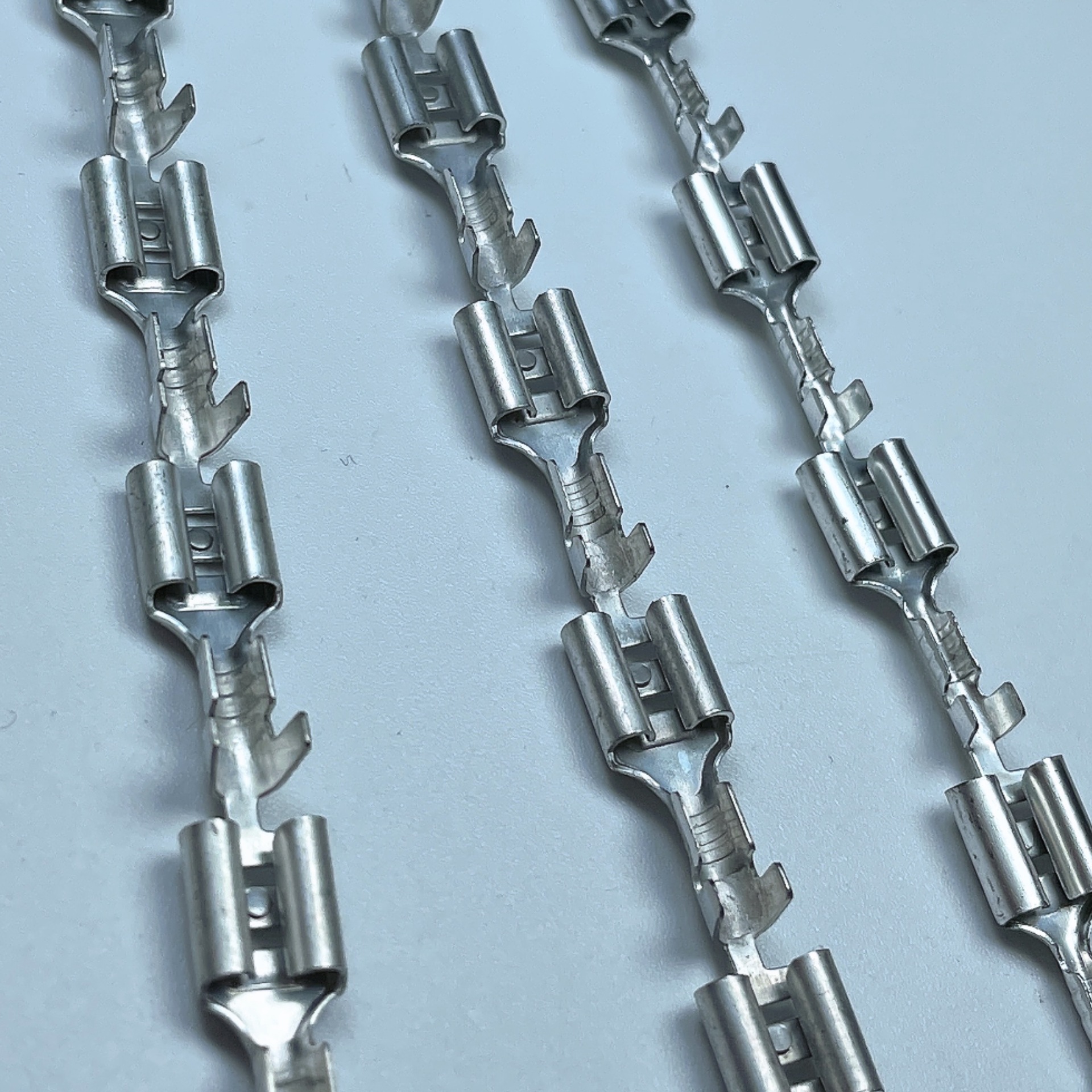 DJ622-D6.3插簧母直连直带 250接线连绕端子黄铜镀亚光 7000只/卷-阿里巴巴