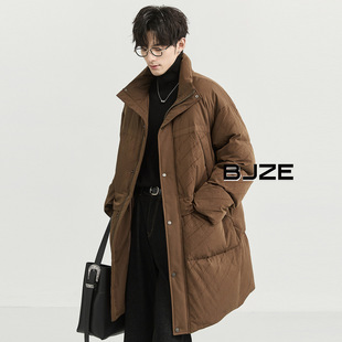 BJZE男装24冬季新品定织字母印花羽绒服男中长款宽松加厚鸭绒外套-阿里巴巴