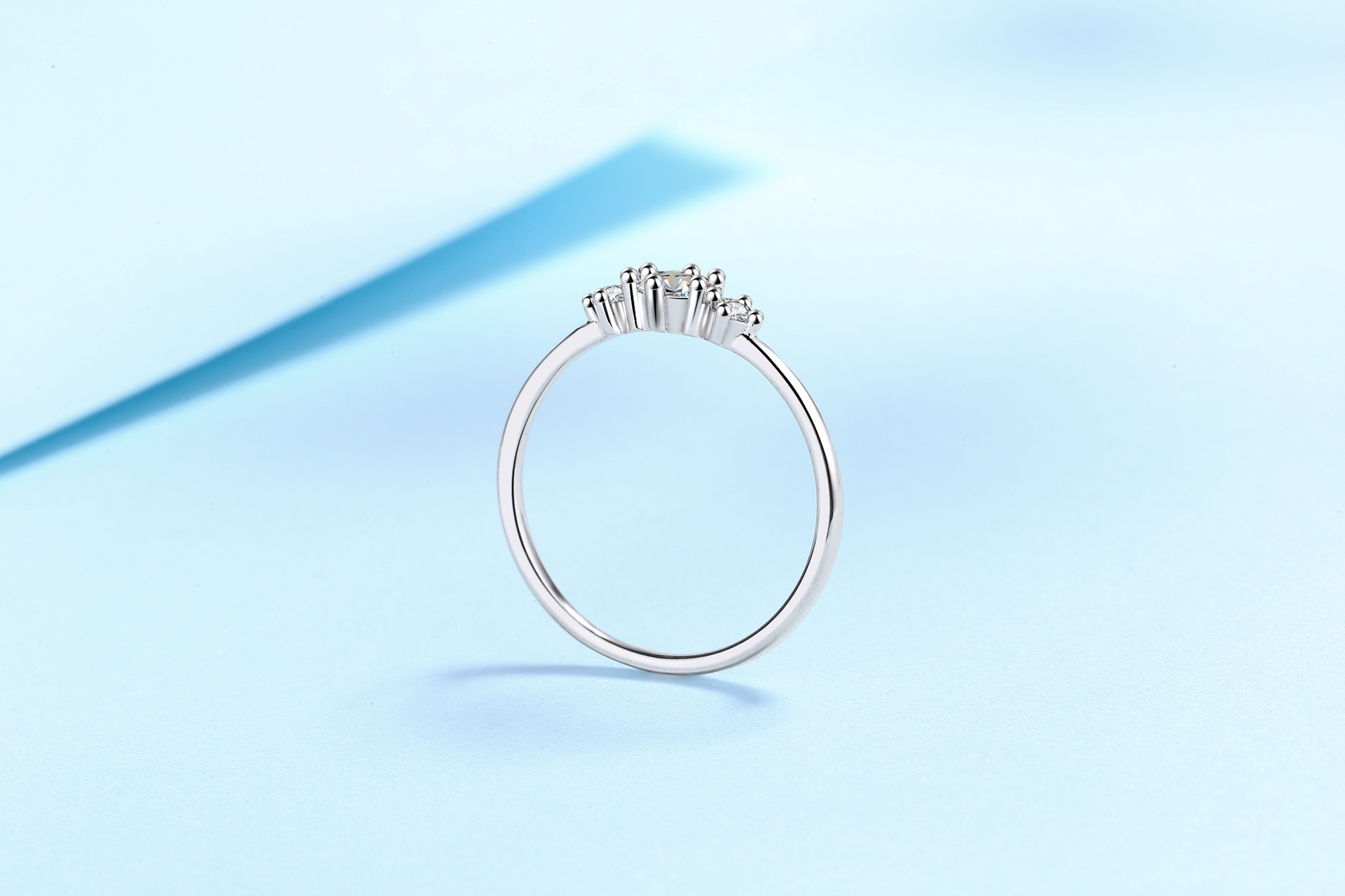 S925银莫桑石戒指女 镀pt950铂金INS冷性风送闺蜜女友礼物尾介子-阿里巴巴