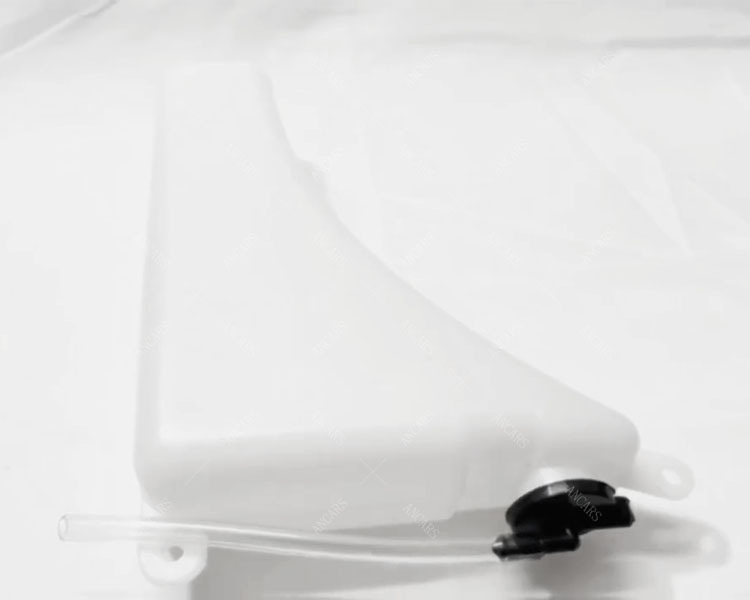 适用05-16丰田海拉克斯Hilux发动机冷却液水箱副水壶 16470-0C040-阿里巴巴