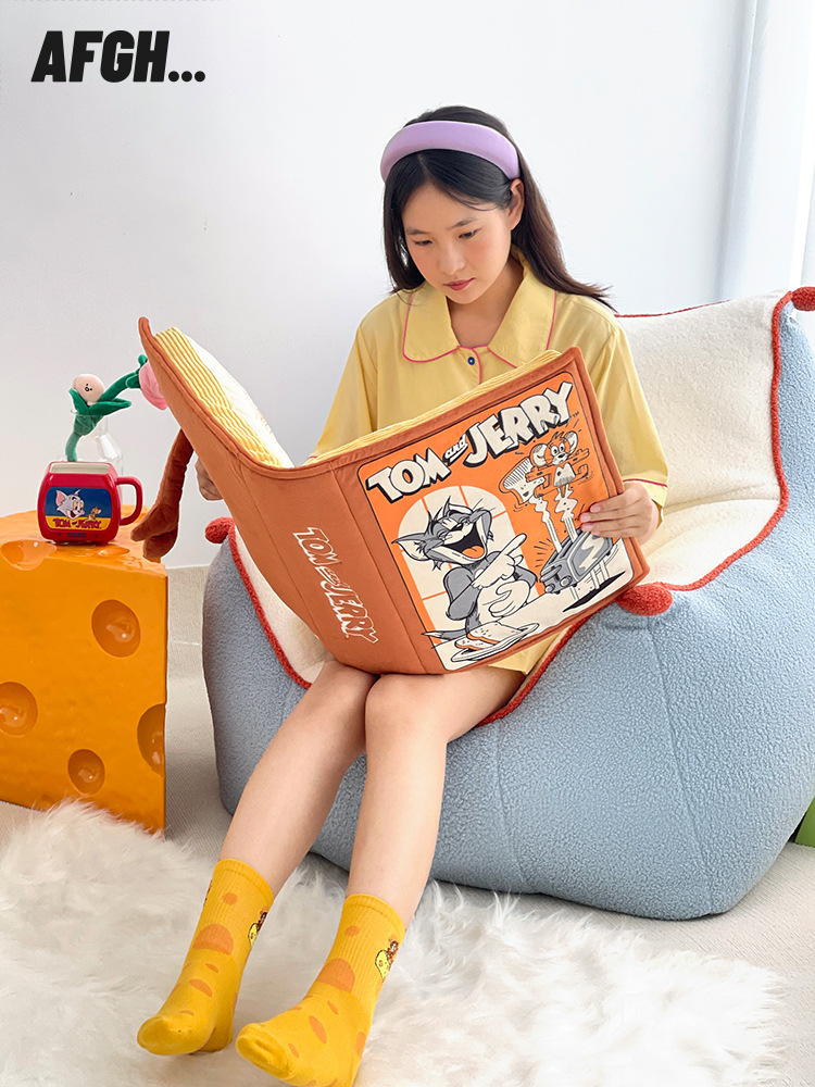 AFGH华纳正版授权猫和老鼠Tom Jerry经典漫画书抱枕立体靠垫坐垫-阿里巴巴