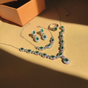 Grace复古时尚新娘祖母绿套装 微镶3A锆璀璨晚宴婚纱高级感项链女-阿里巴巴