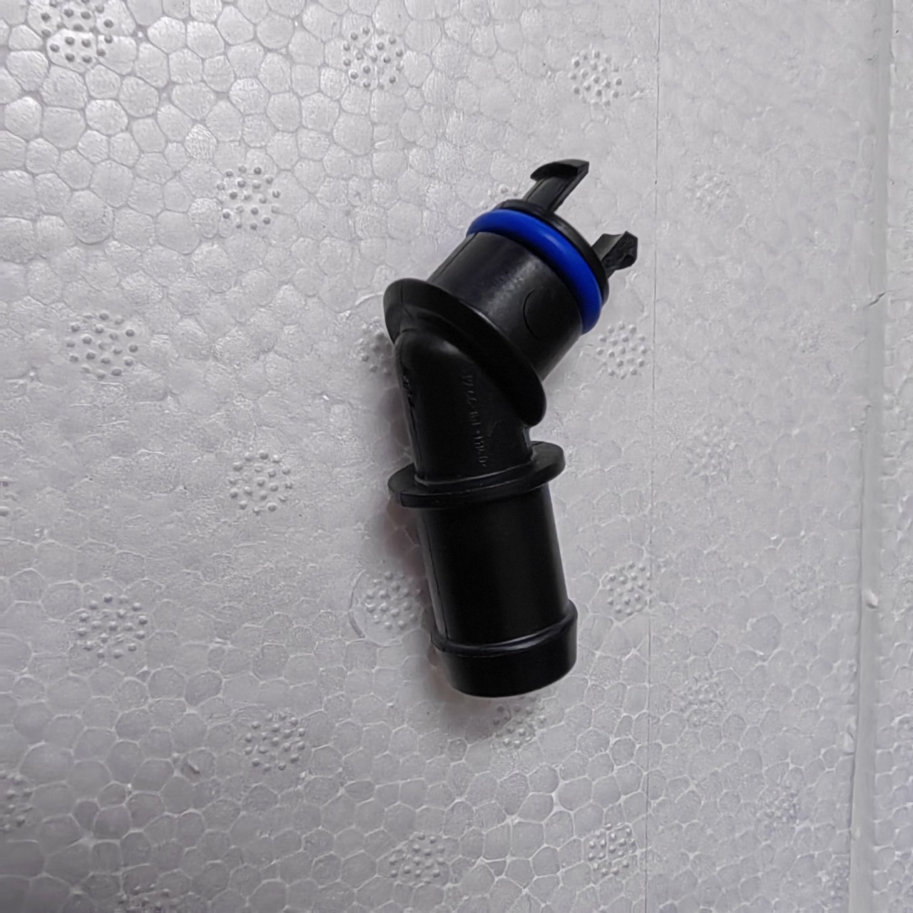 12681693 12578316适用别克昂科雷曲轴箱强制通风接头-阿里巴巴