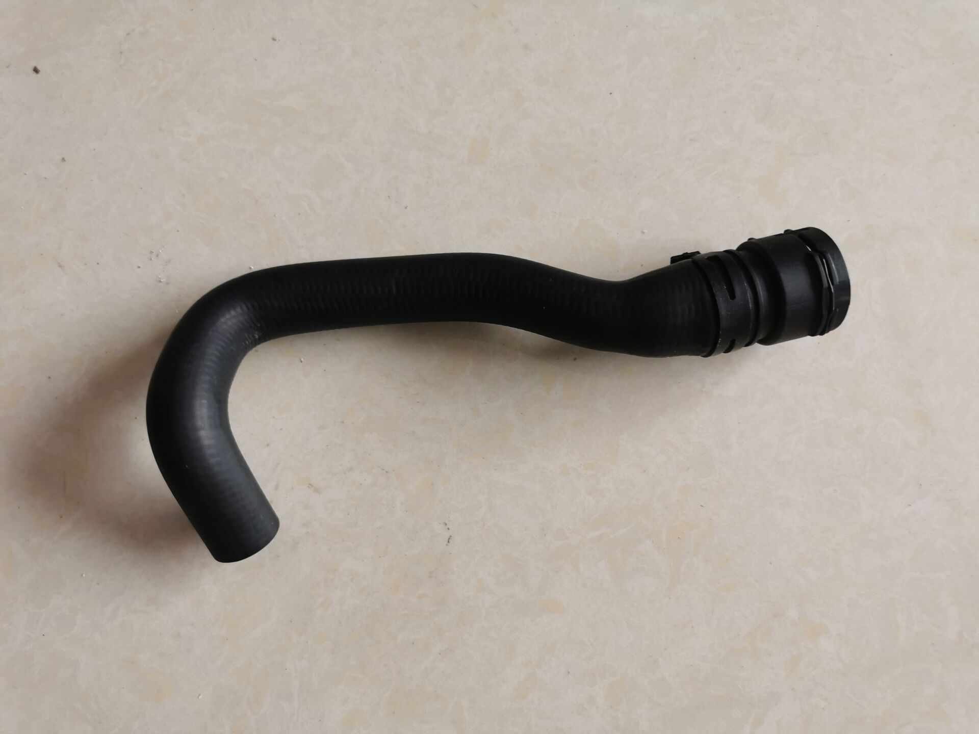 2055016600.1665004075奔宝驰马水管暖风管废气管通风管增压管-阿里巴巴