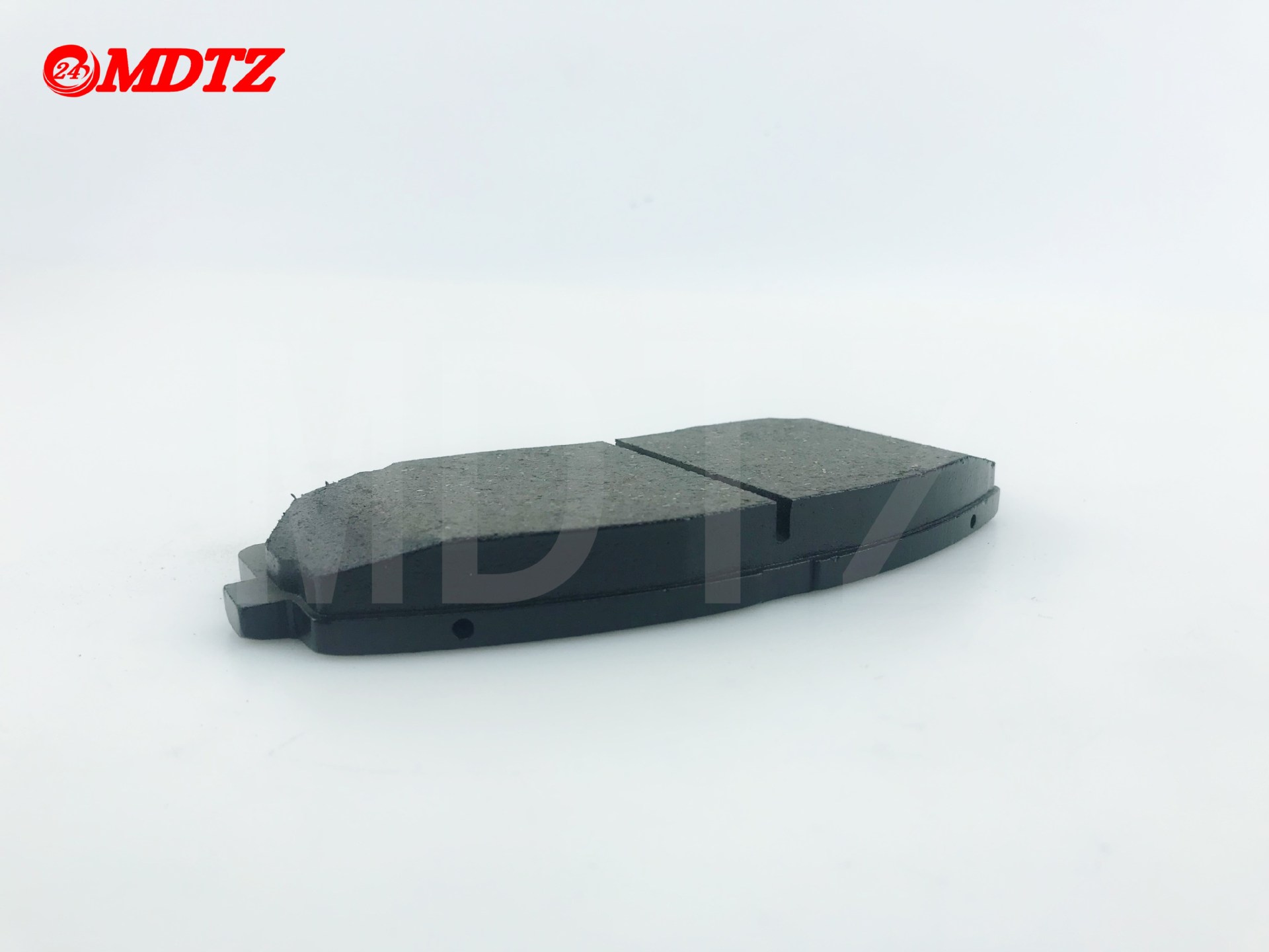 前刹车04465-YZZE9 04465-25040适用于丰田HIACE DYNA LH70 YH70-阿里巴巴