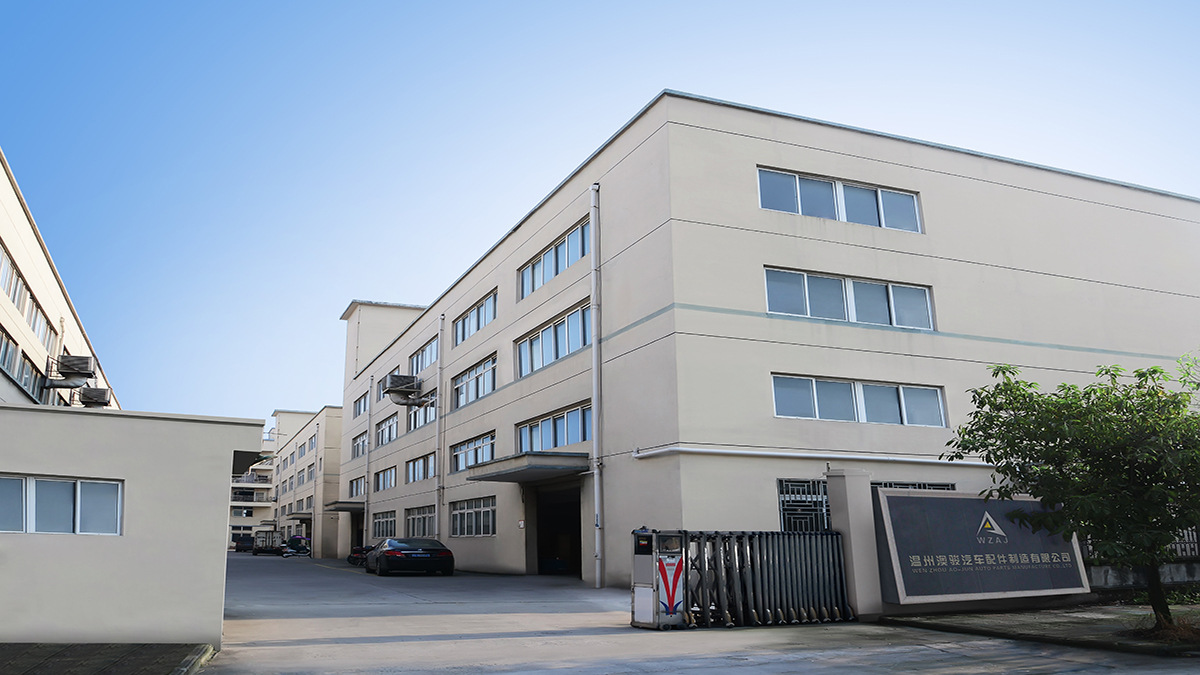 跨境厂家汽车火花塞YR6SII3320适用于博世梅赛德斯奔驰0242140552-阿里巴巴