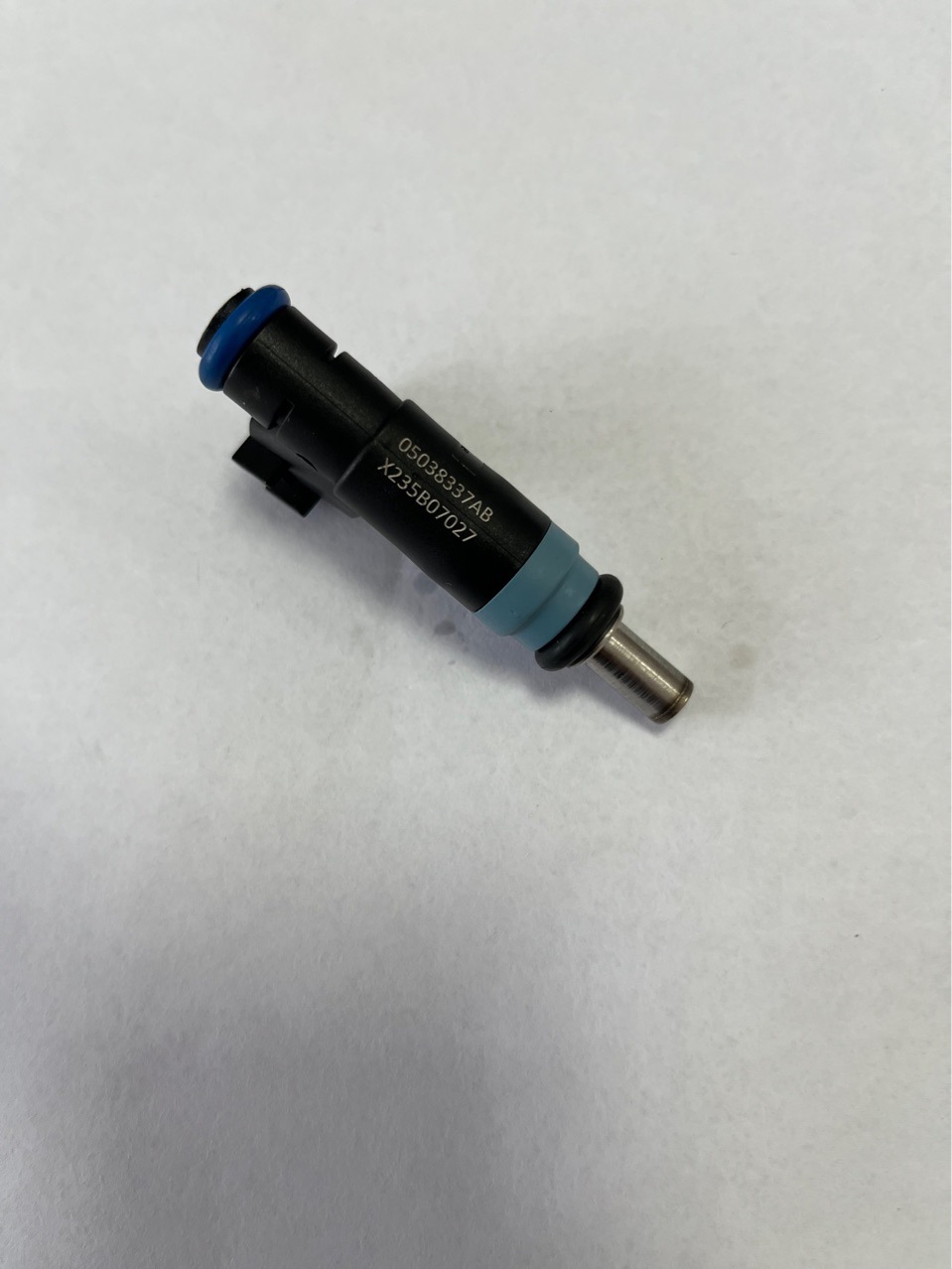跨境05038337AB适用于12-21道奇Charger汽车配件喷油嘴油燃喷射器-阿里巴巴