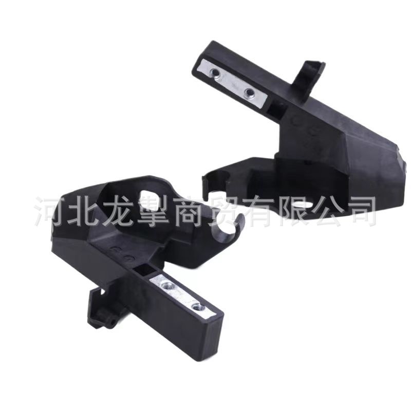 OE：A2056203401 A2056203501 奔驰骨架龙门架支架大灯托架 W205-阿里巴巴