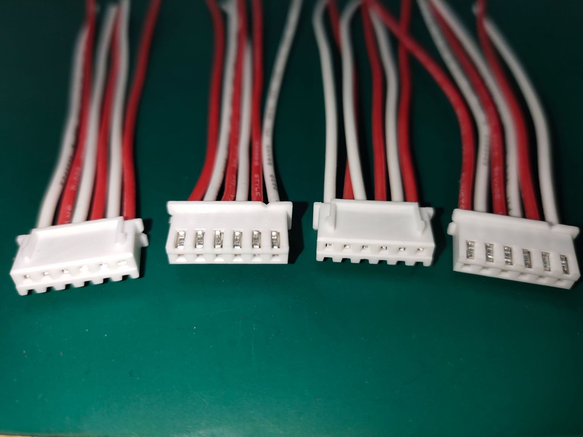 XHB2.54间距带卡扣端子线2P/3P/4P/5P/6P/7P/8P连接线插头线-阿里巴巴