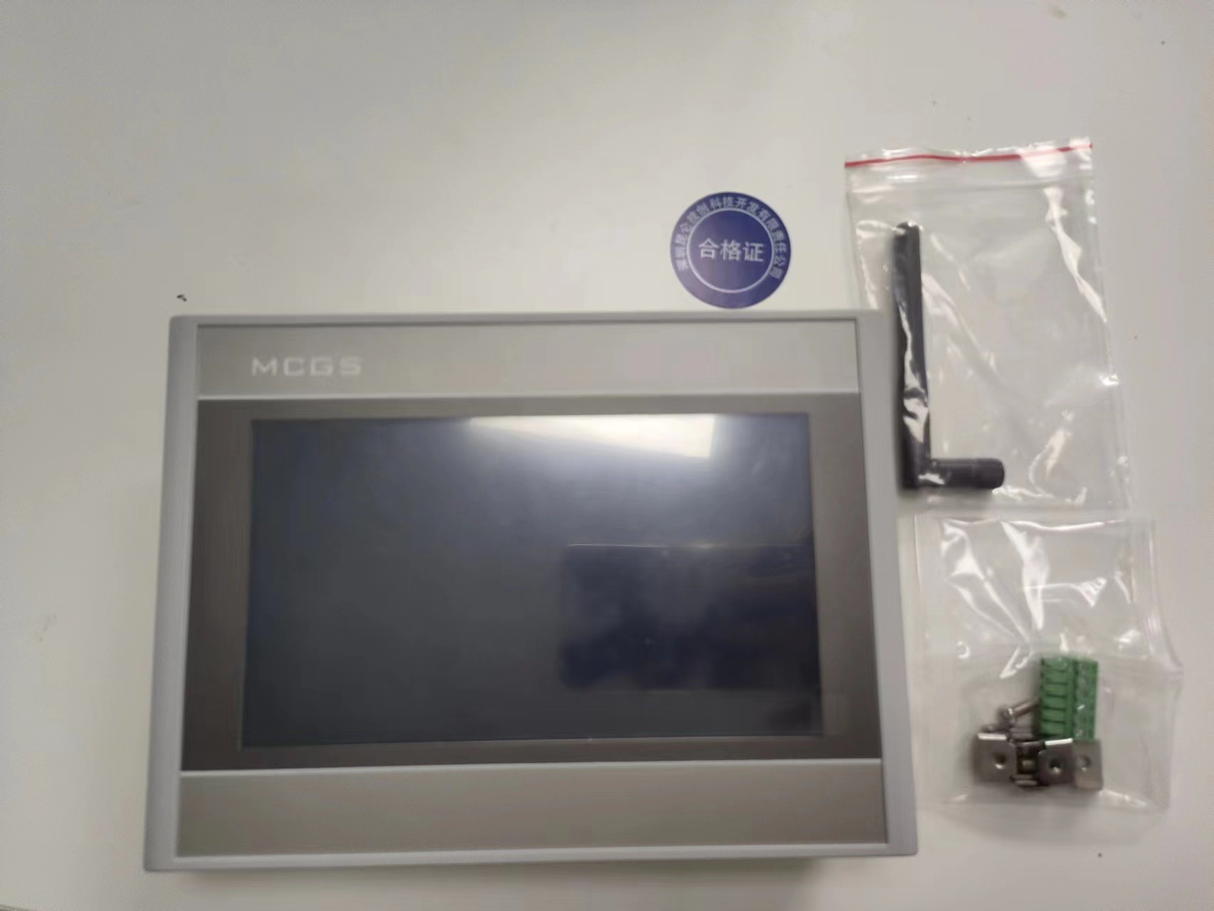 MCGS昆仑通态 人机界面智能操作面板 触摸屏显示屏TPC7032Ni-阿里巴巴