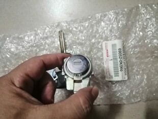 原厂纯正部件69052-0K060左前门机械锁芯带钥匙穿越者海拉克斯15-阿里巴巴