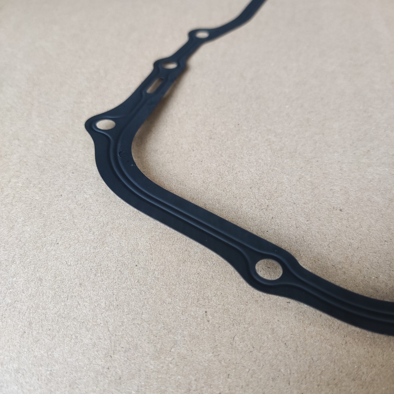 31338AA020适用于TR580斯巴鲁接口垫阀体金属上盖垫变速箱盖垫-阿里巴巴