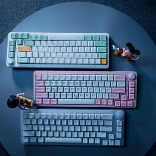 TOM680客制化机械键盘套件热插拔RGB白色灯光十字轴单模机械键盘-阿里巴巴