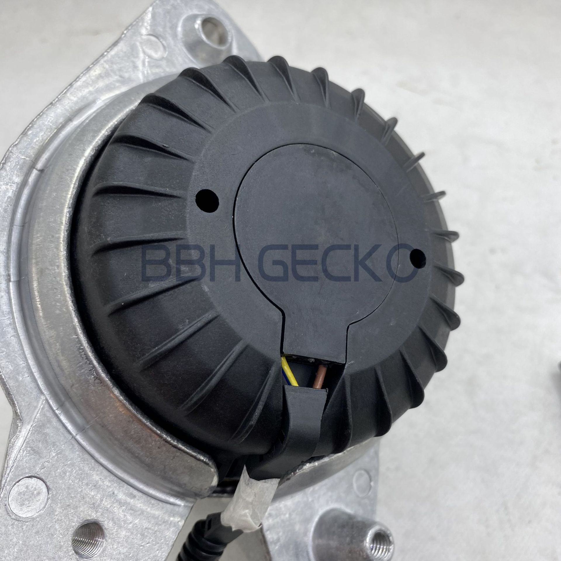 跨境热卖 适用于奔驰2222407517发动机支架现货供应，工厂直销-阿里巴巴