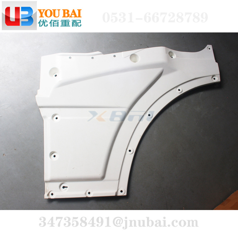 WG9925810002 重汽豪沃T7H尾灯汕德卡C7H后尾灯右-阿里巴巴