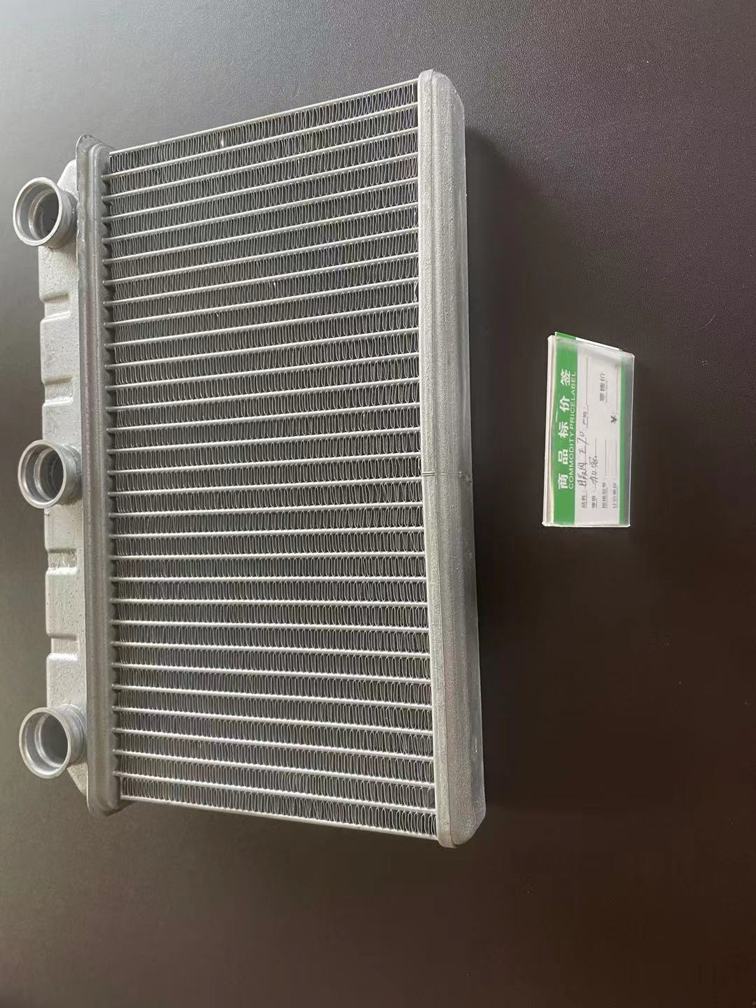 适用宝马F18E70E60暖风水箱64119163330 64116968204 6411693922-阿里巴巴