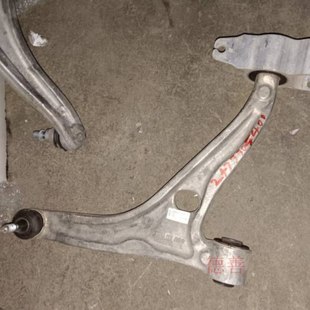 适用奔驰247 B180 B200 B220 B260 B160 上下摆臂 悬挂 直臂-阿里巴巴