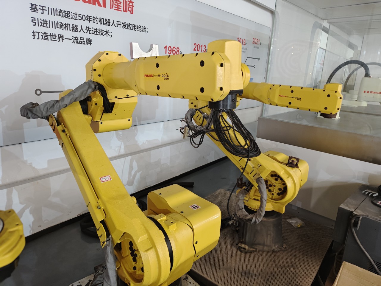 发那科机器人 FANUC M-20iA/35M 负载20kg 搬运 码垛 多功能智能-阿里巴巴
