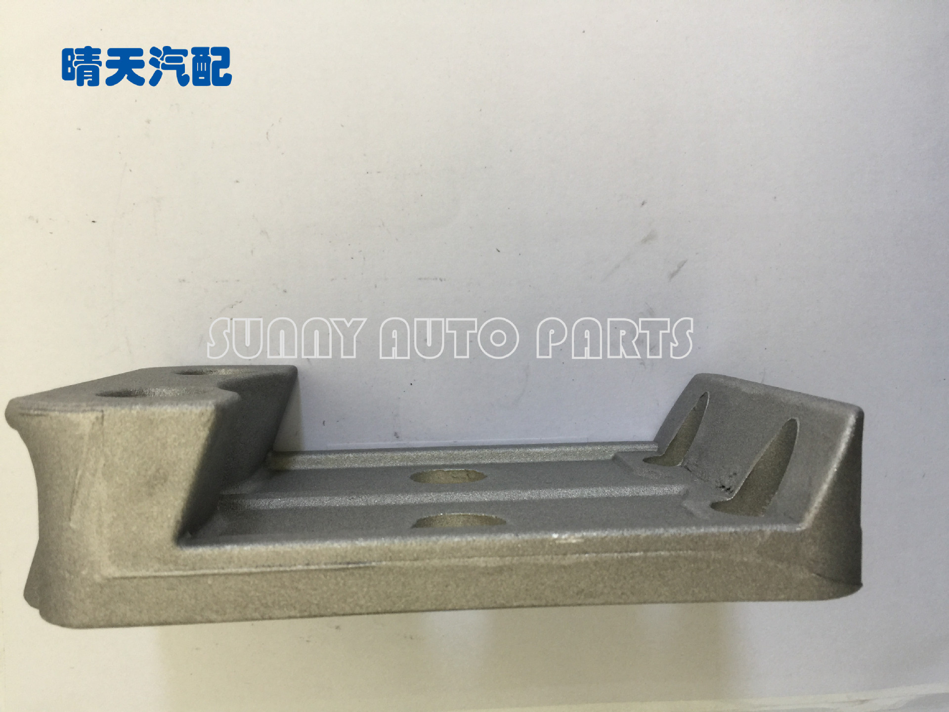 适用于欧系沃尔沃卡车铝踏板铝支架挡泥板拉紧器配件20382890-阿里巴巴