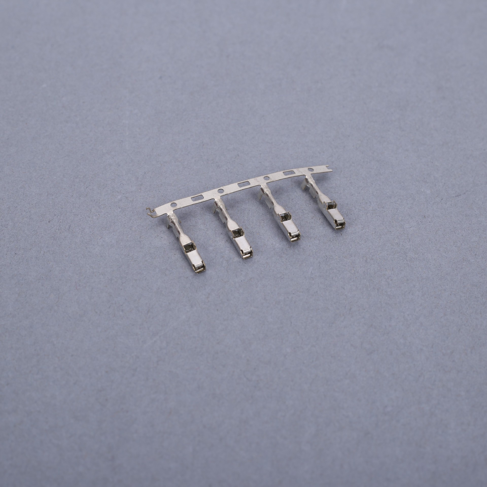 供应日本原厂接插件7116-4111-02 汽车端子7116411102-阿里巴巴