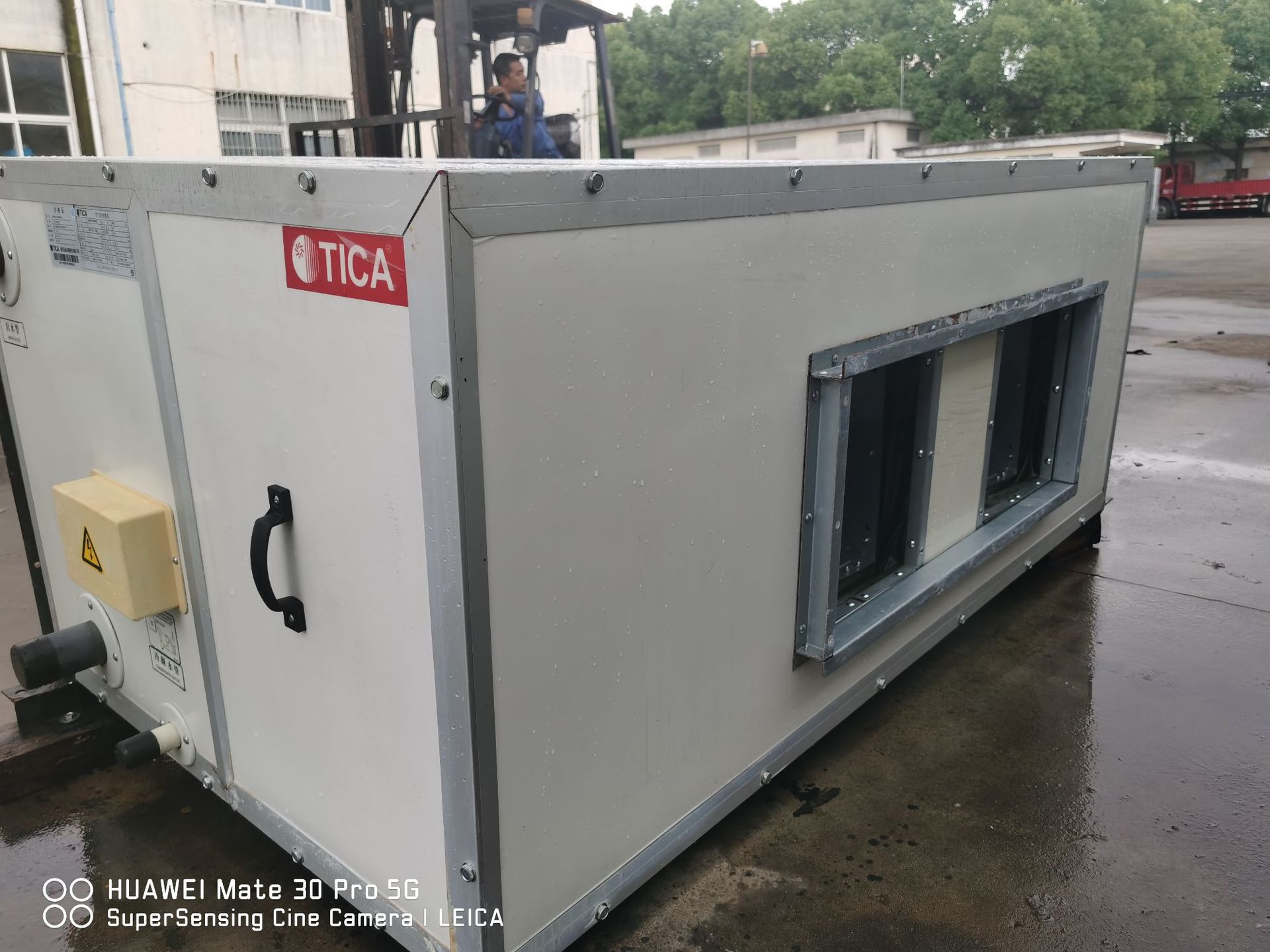 出售天加空调箱TFD090FCLR6N08WD/9000风量/64.8kw/日期新-阿里巴巴